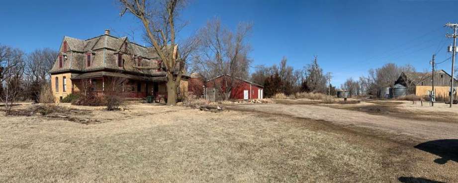 1896 - Hoisington, KS - Old House Dreams