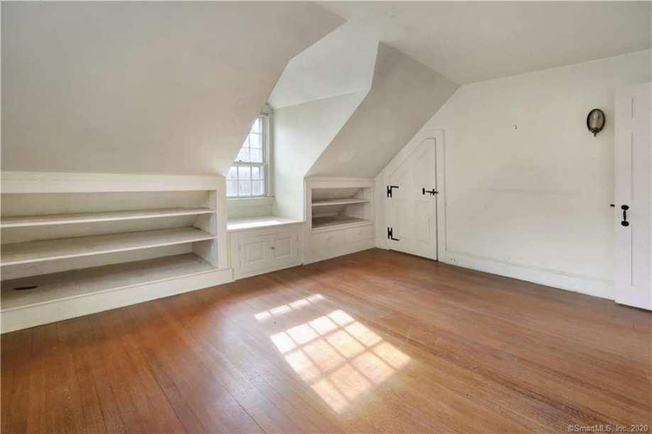 1931 Colonial Revival in Newtown, CT - Old House Dreams