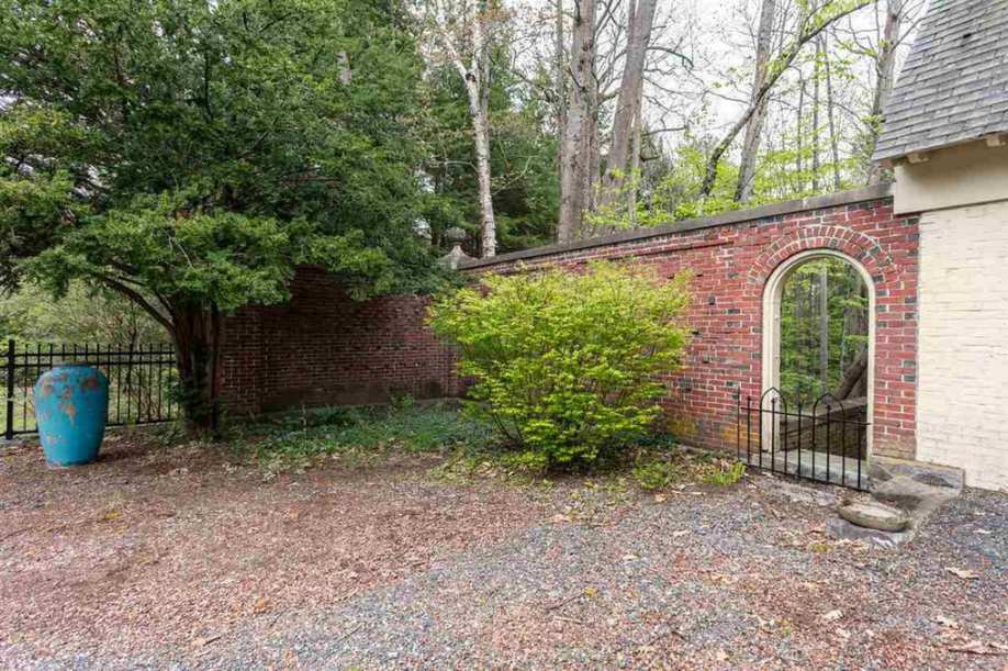 c. 1923 - Cornish, NH - Old House Dreams