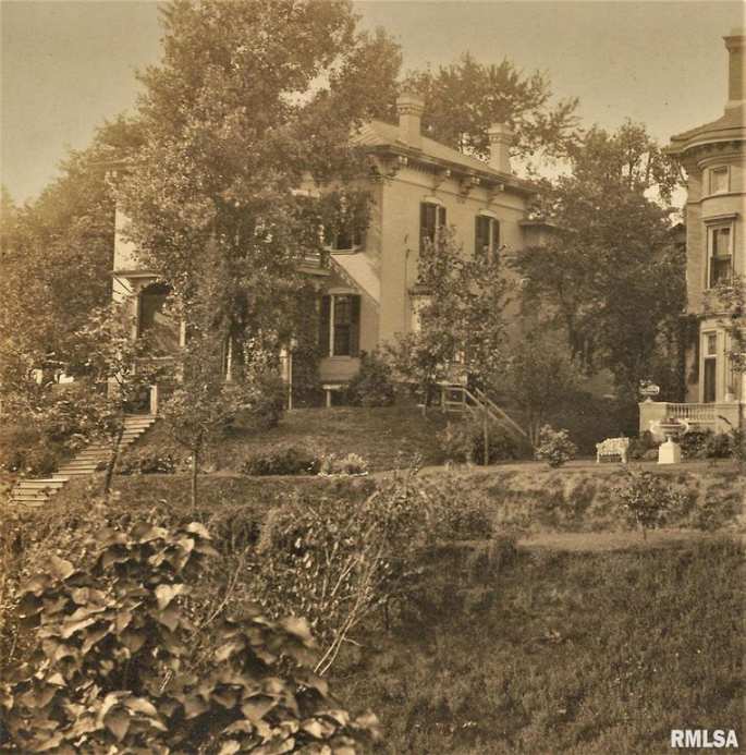 1867 Italianate in Davenport, IA - Old House Dreams