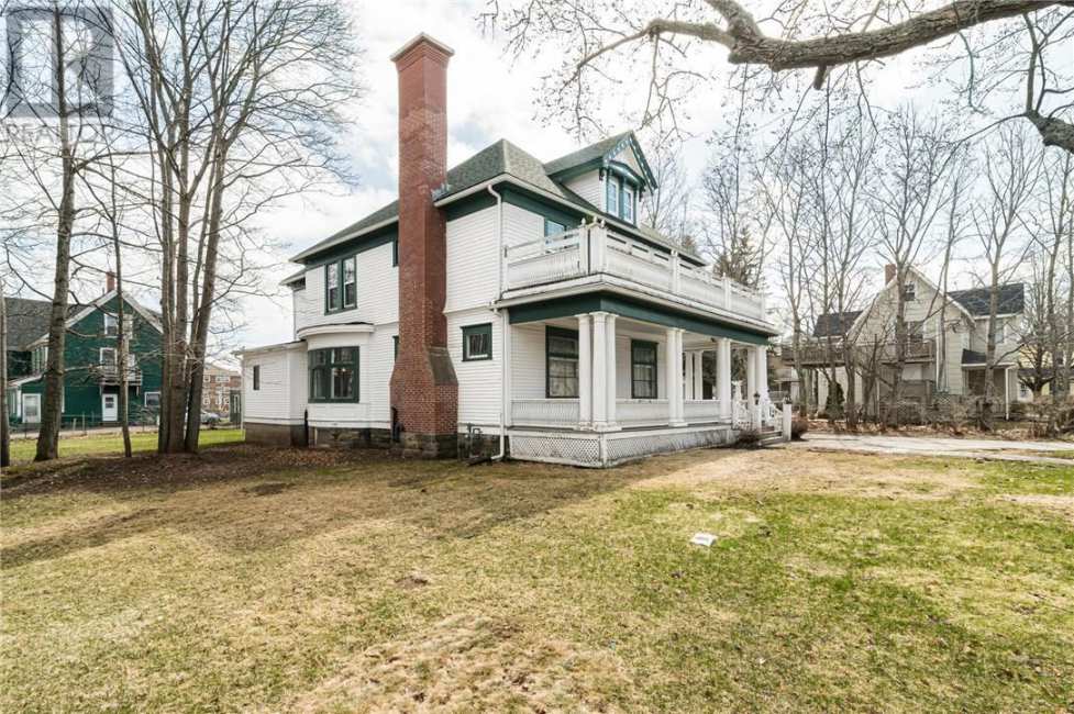 c. 1900 - Moncton, New Brunswick - Old House Dreams