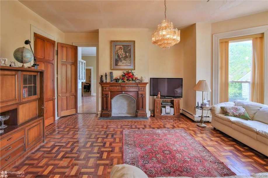 c. 1880 Italianate in Palmerton, PA - Old House Dreams