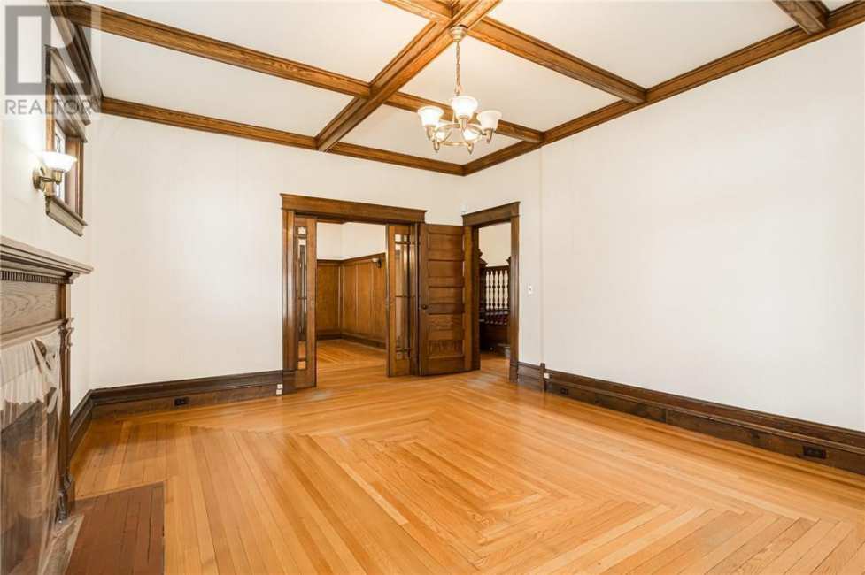 c. 1900 - Moncton, New Brunswick - Old House Dreams