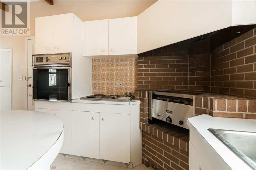 c. 1900 - Moncton, New Brunswick - Old House Dreams