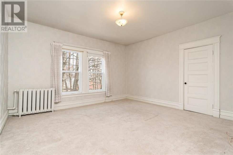 c. 1900 - Moncton, New Brunswick - Old House Dreams