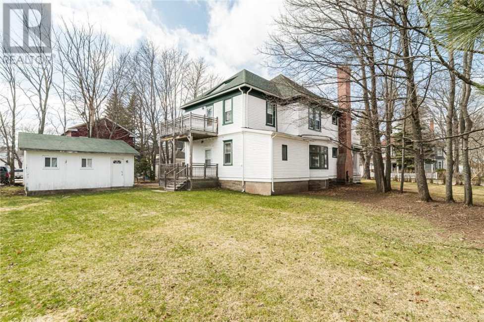 c. 1900 - Moncton, New Brunswick - Old House Dreams