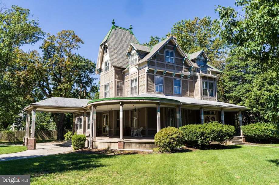 c. 1880 Stick in Riverton, NJ - Old House Dreams
