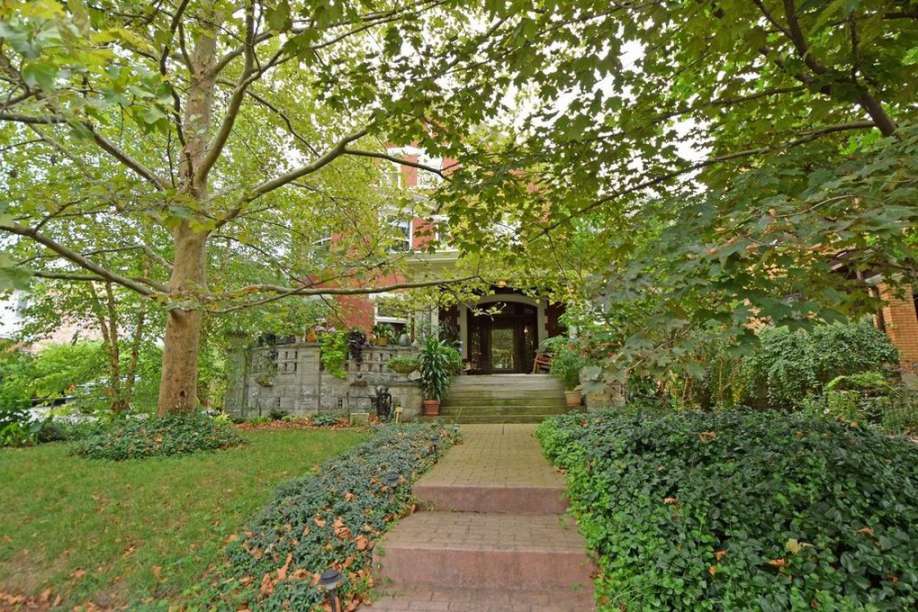 1905 Colonial Revival in Cincinnati, OH - Old House Dreams