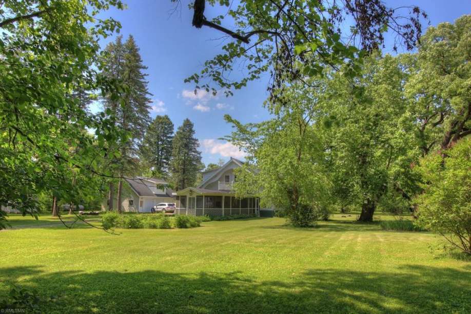 c. 1920 - Frontenac, MN - Old House Dreams