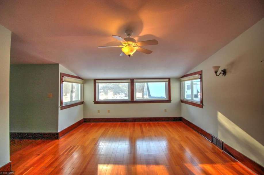 c. 1920 - Frontenac, MN - Old House Dreams