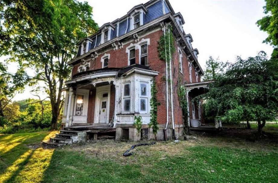 1883 Second Empire in Finleyville, PA - Old House Dreams