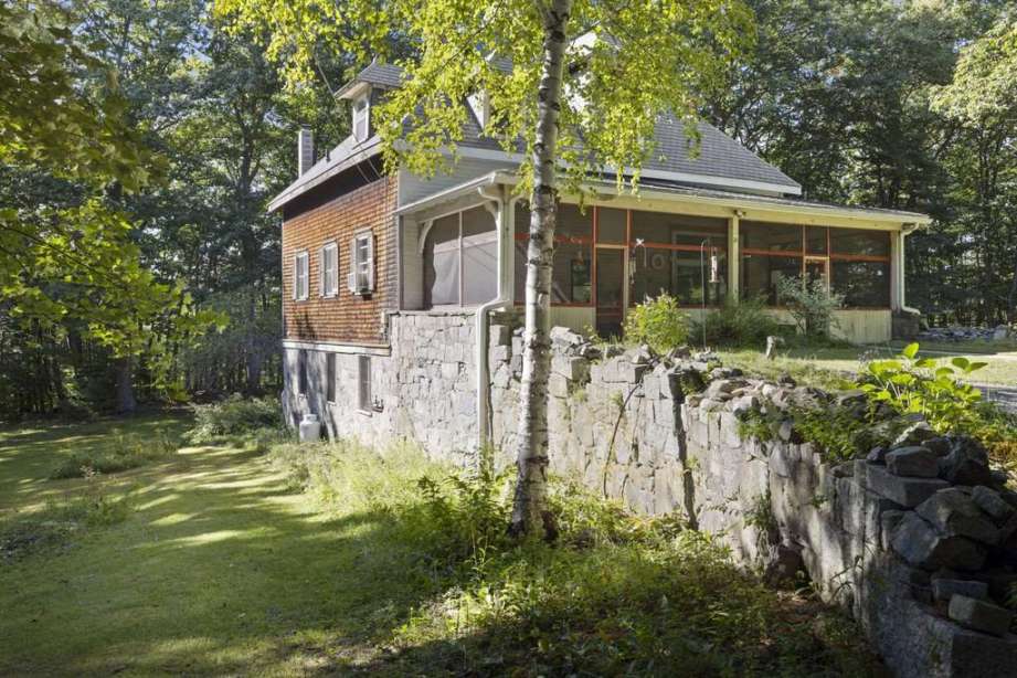 c. 1890 Carriage House in Rye, NH - Old House Dreams