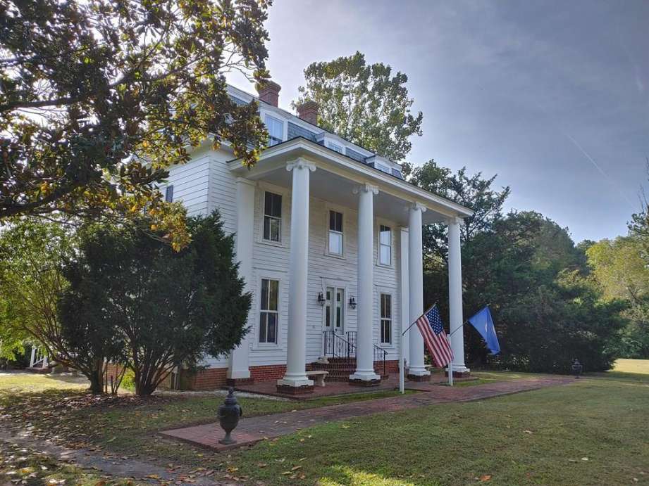 1885 - Onancock, VA - Old House Dreams