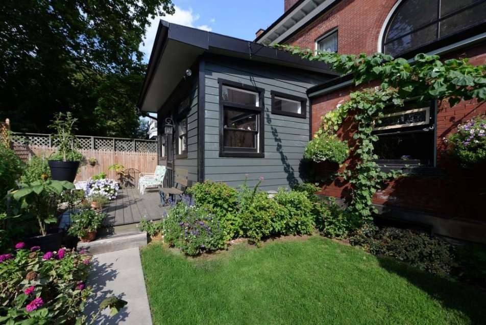 c. 1902 Colonial Revival in Pittsburgh, PA - Old House Dreams