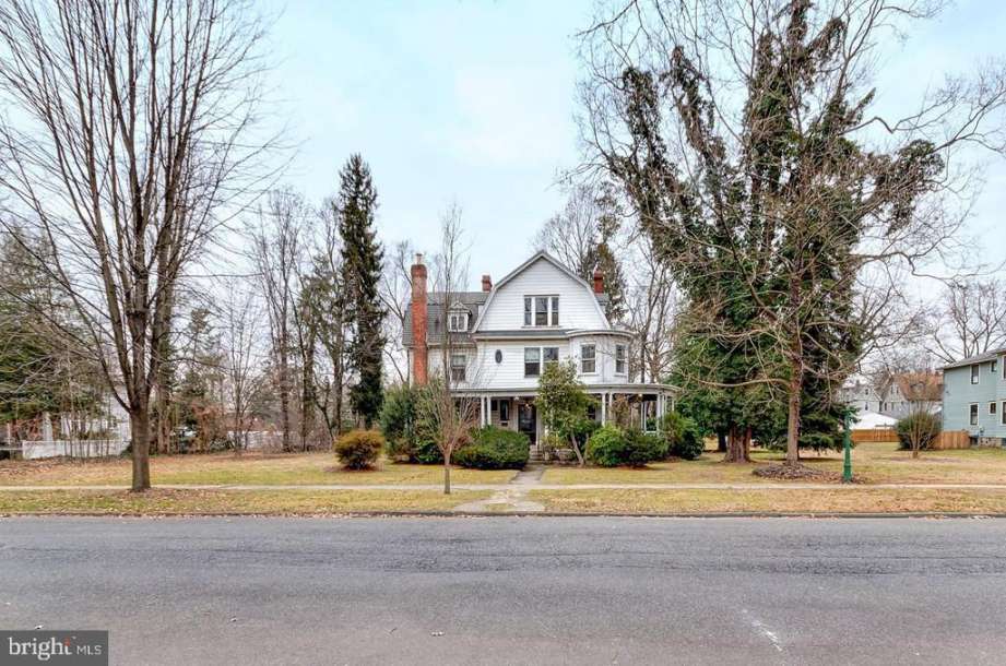 1885 - Riverton, NJ - Old House Dreams