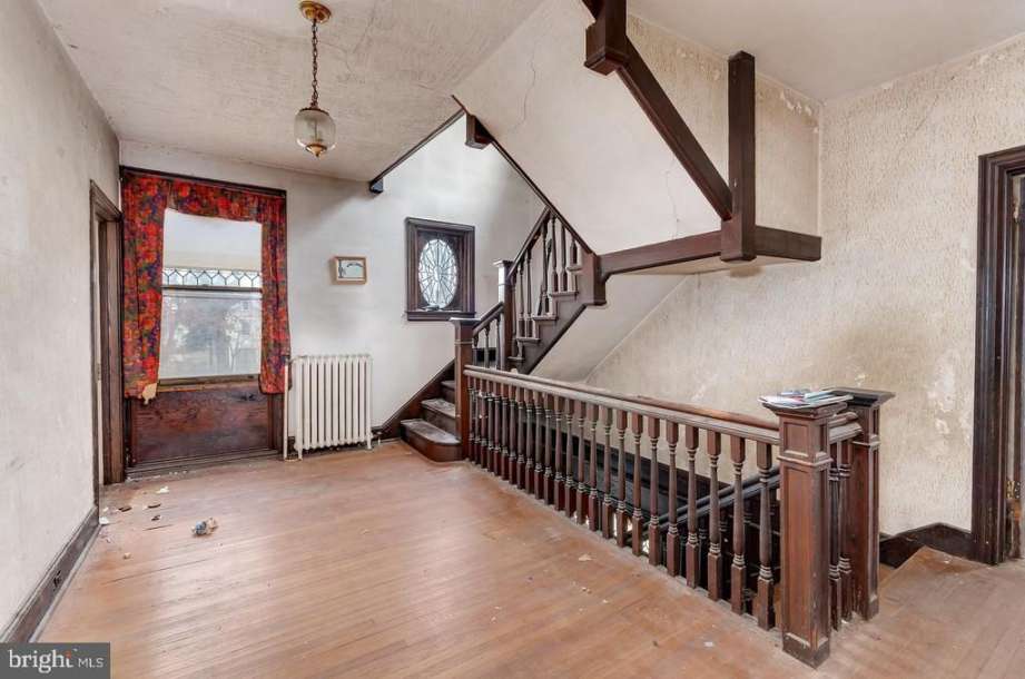 1885 - Riverton, NJ - Old House Dreams