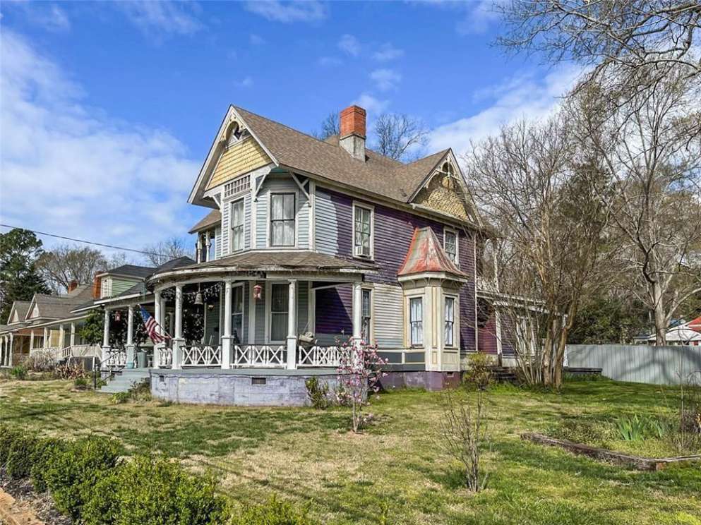 1895 Queen Anne in Anderson, SC (George F. Barber) - Old House Dreams
