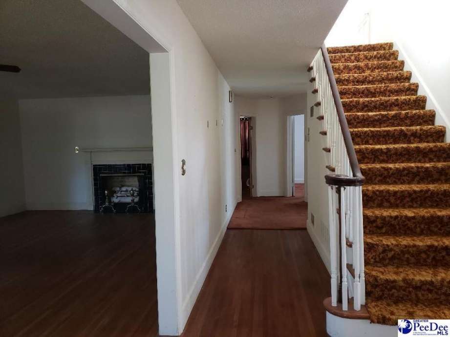 c. 1940 Modernistic in Mullins, SC - Old House Dreams