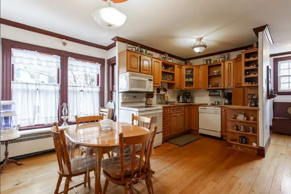 1899 - Middleton, NS - Old House Dreams