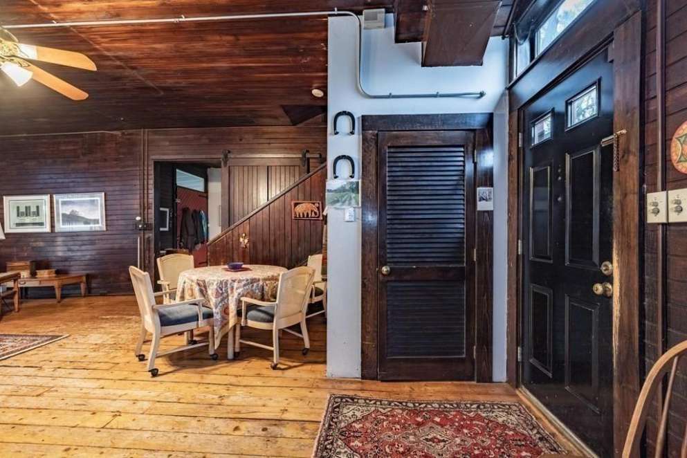 Carriage House in Springfield, MA - Old House Dreams