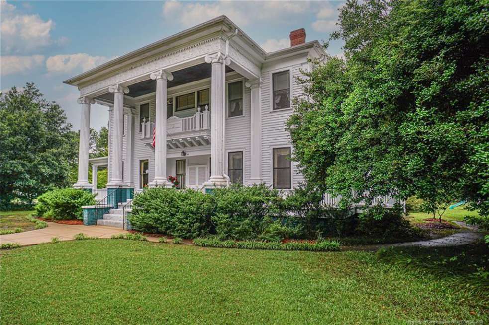1904 Classical Revival in Maxton, NC - Old House Dreams