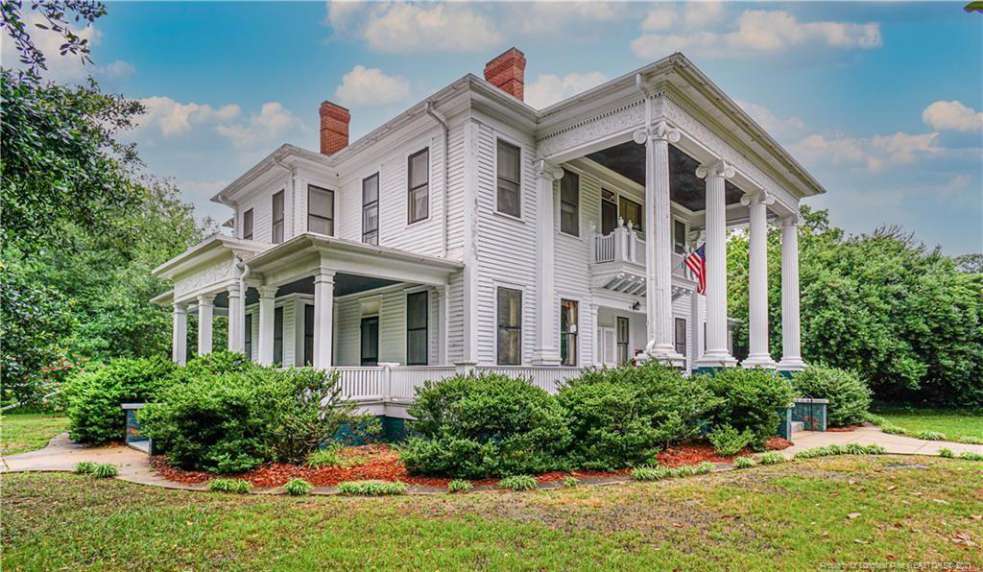 1904 Classical Revival in Maxton, NC - Old House Dreams