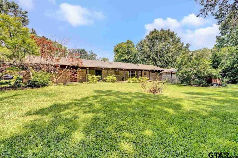 1962 Ranch in Tyler, TX - Old House Dreams