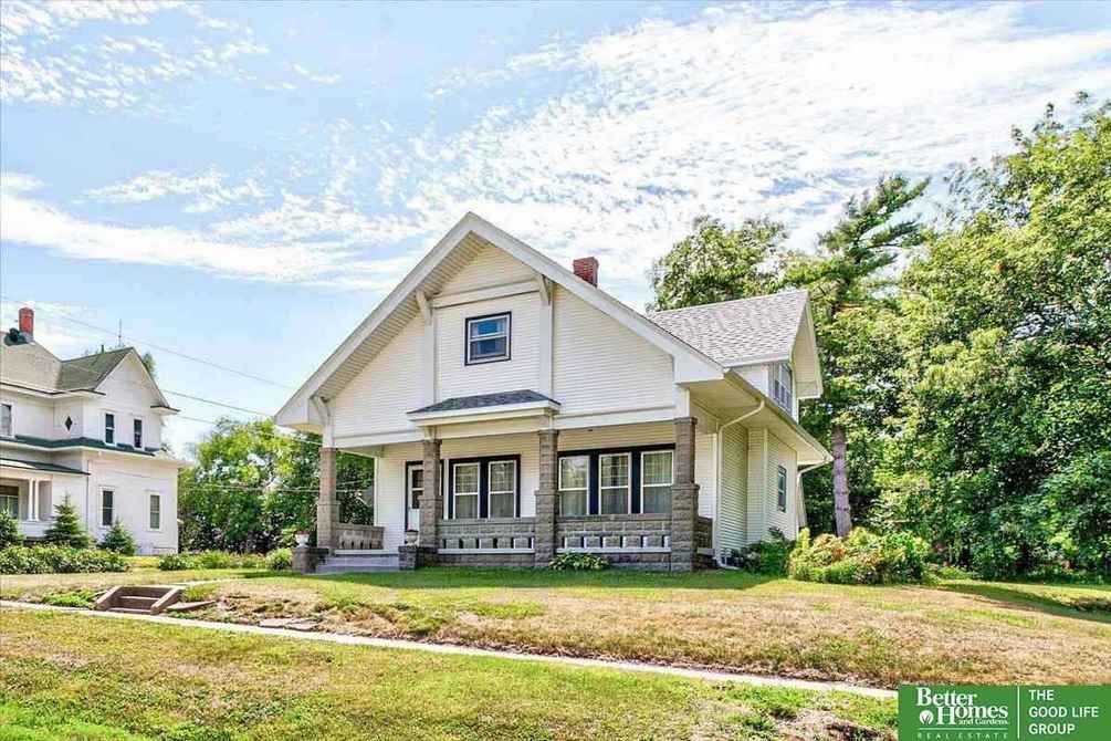 1923 Craftsman in Murray, NE - Old House Dreams