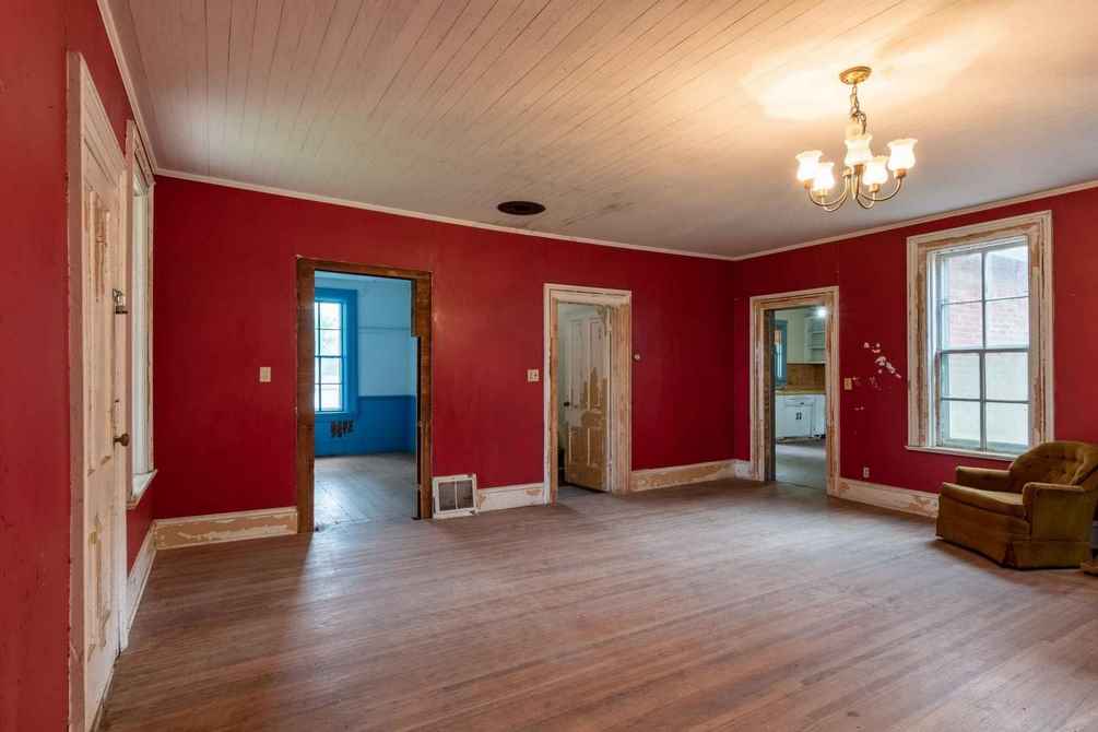 c. 1850 - Kenyon, MN - Old House Dreams