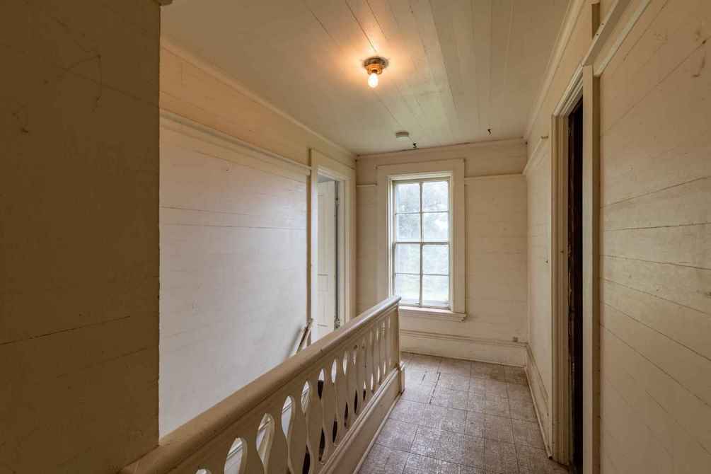 c. 1850 - Kenyon, MN - Old House Dreams