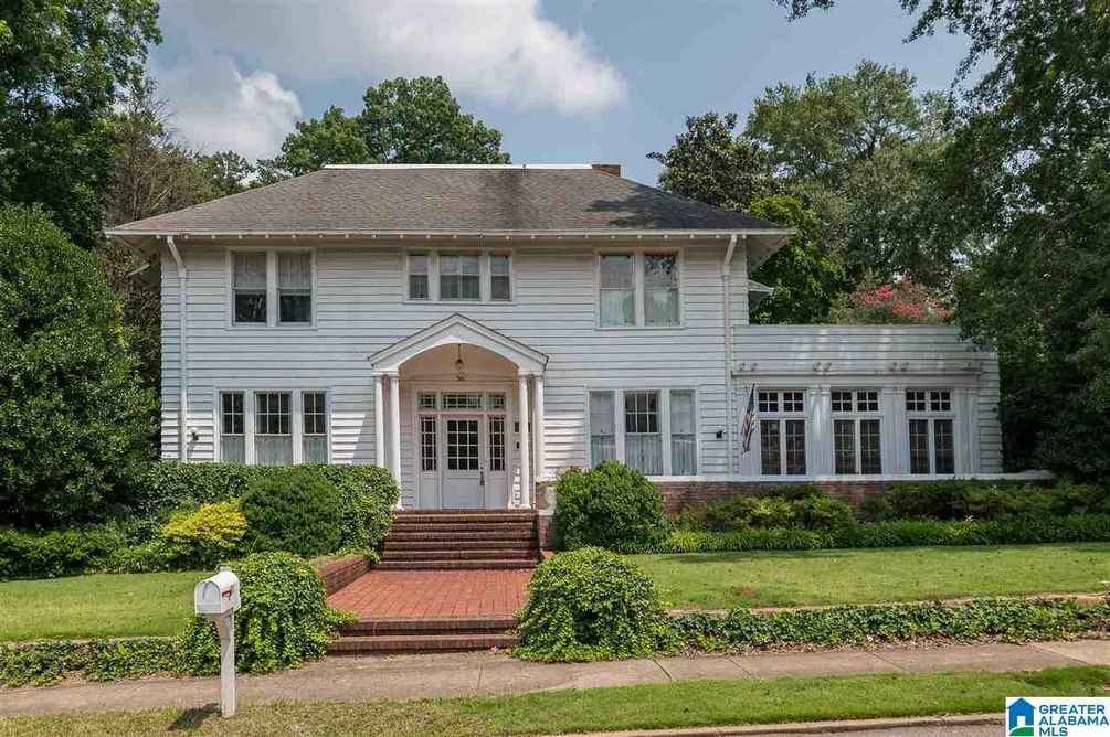 1911 Colonial Revival in Oxford, AL - Old House Dreams