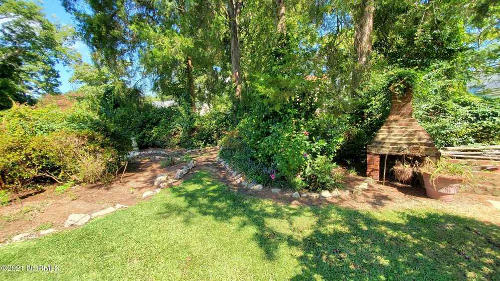 1901 Queen Anne in Ayden, NC - Old House Dreams