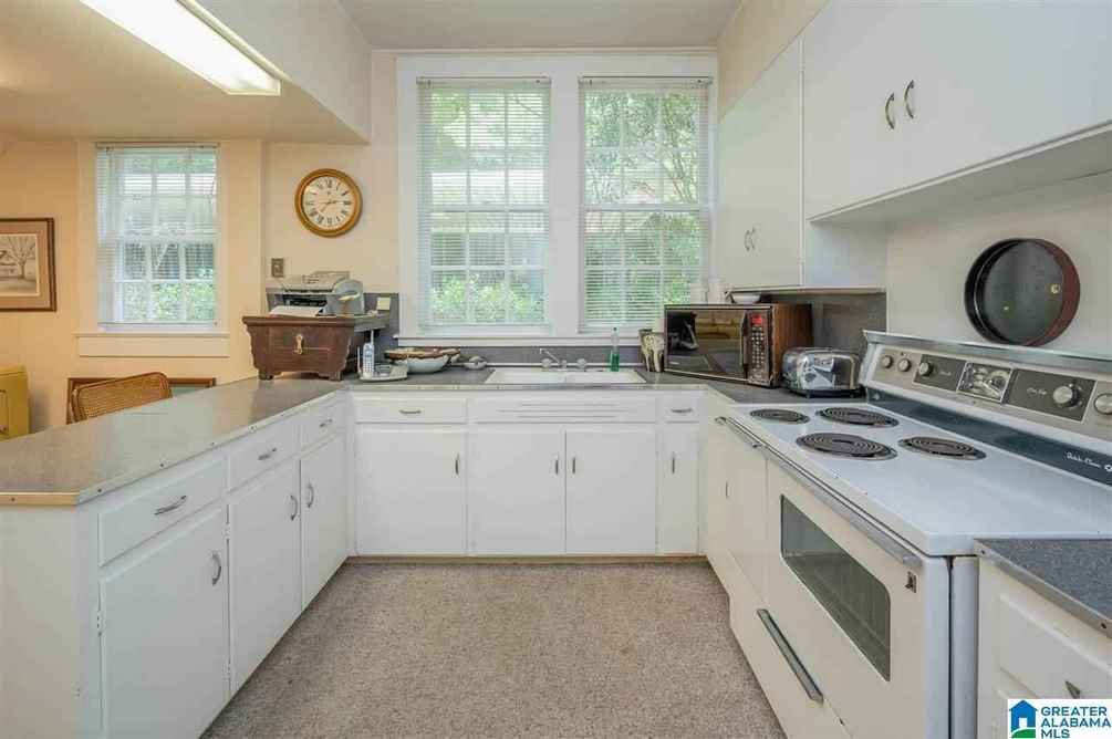 1911 Colonial Revival in Oxford, AL - Old House Dreams