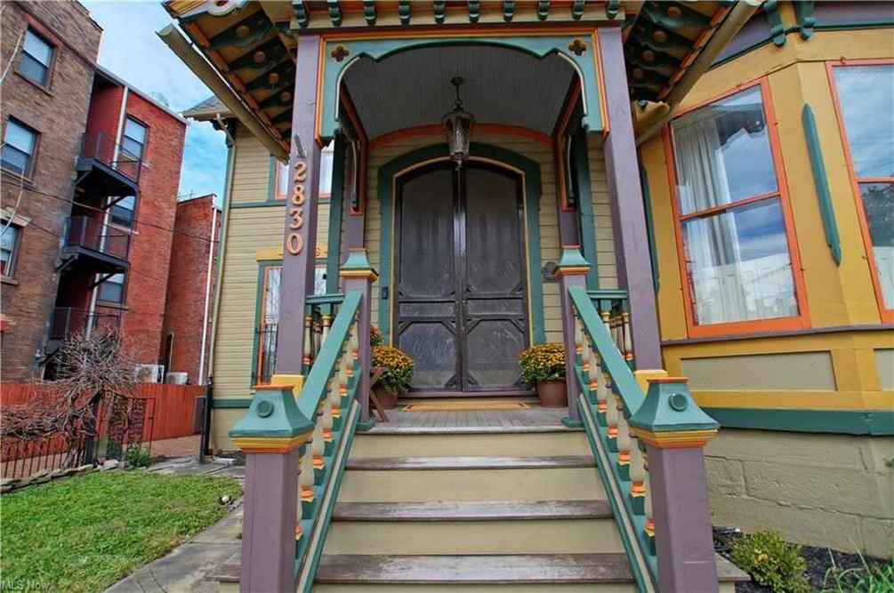 c. 1872 - Cleveland, OH - Old House Dreams