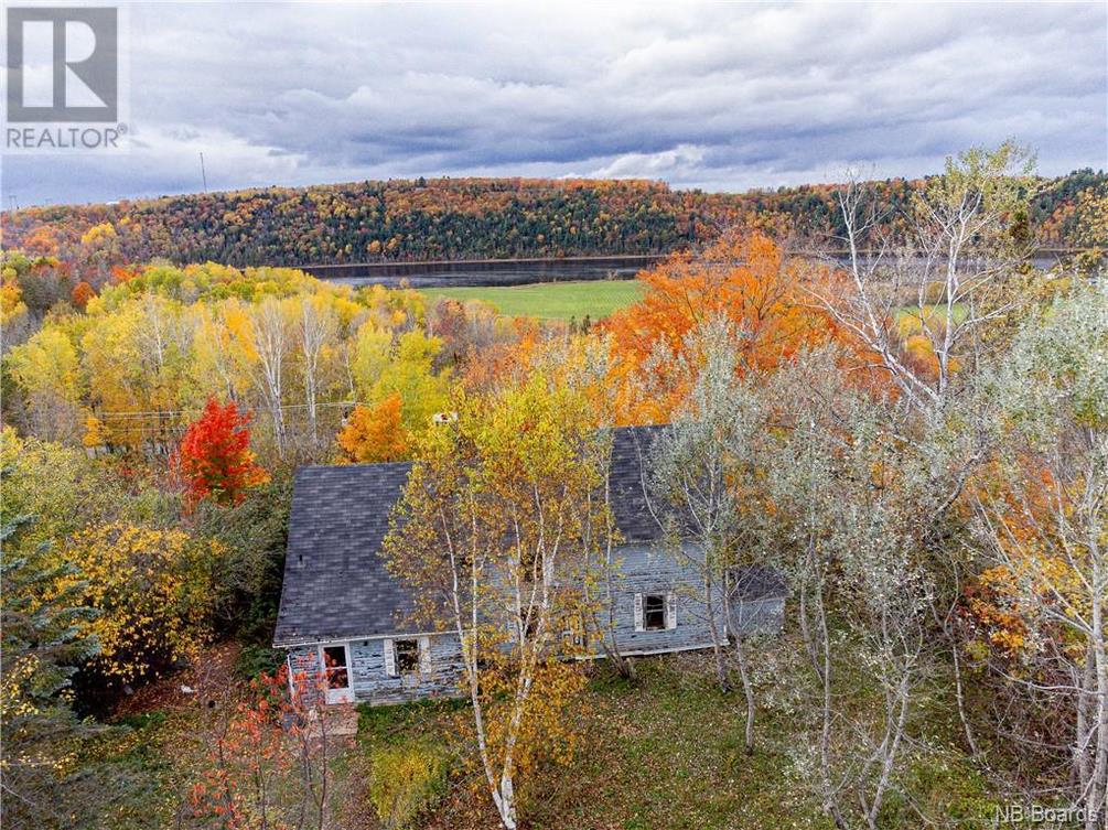 Kingsclear, New Brunswick - Old House Dreams