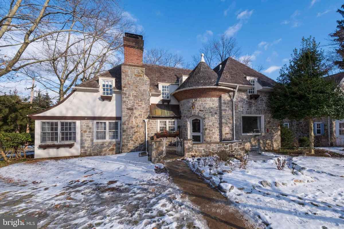 1930 French Eclectic in Reading, PA - Old House Dreams