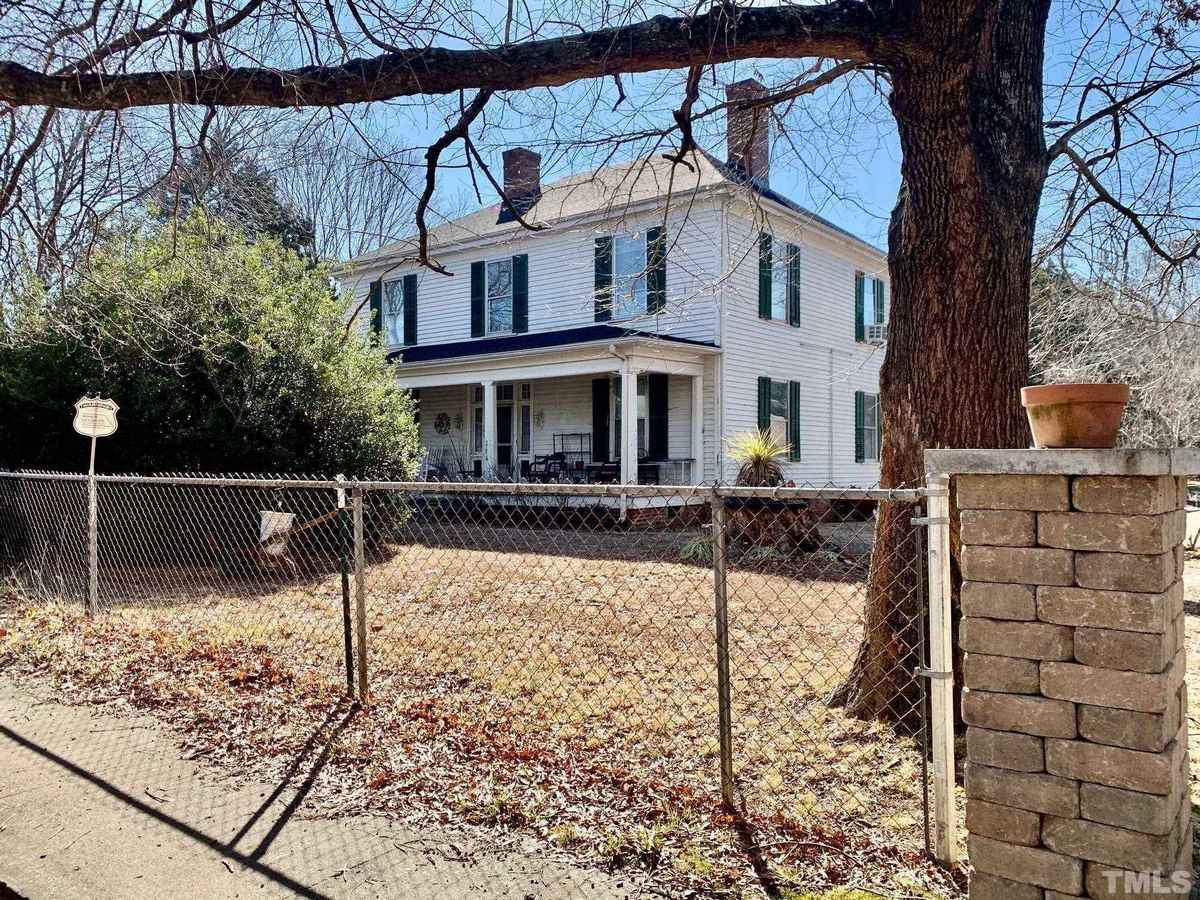 1908 in Stovall, NC - Old House Dreams