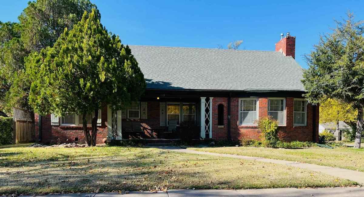 1935 in Wichita, KS - Old House Dreams