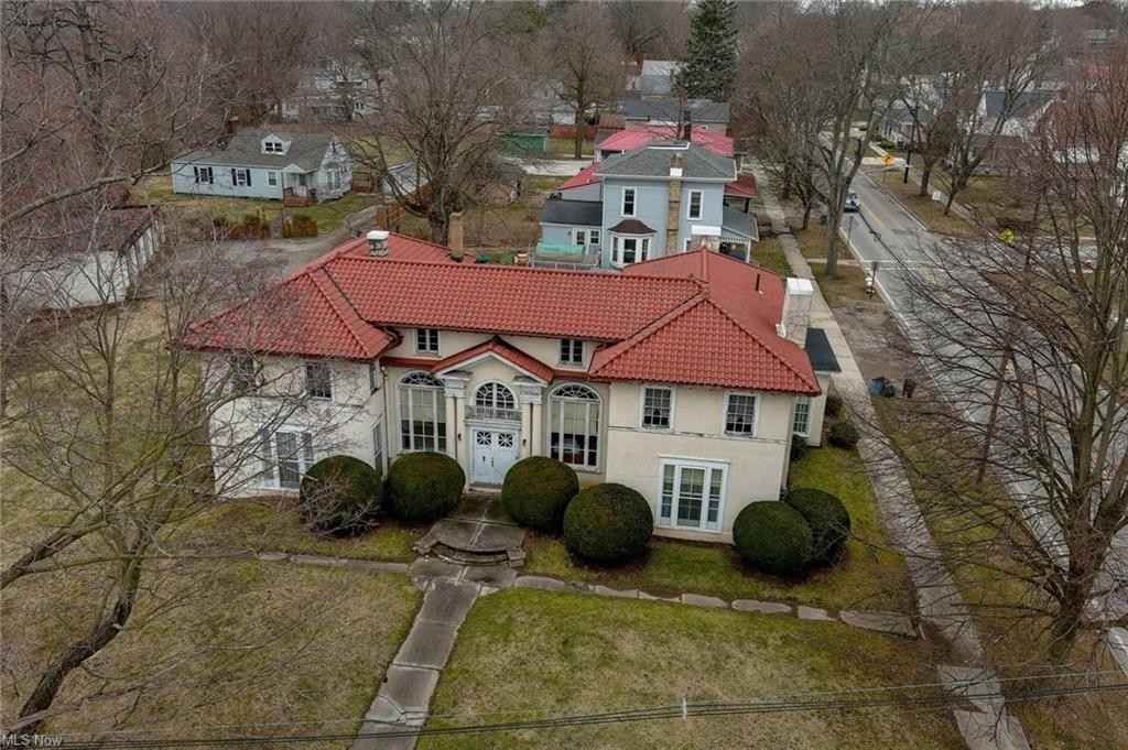 1916 Italian Renaissance in Lodi, OH - Old House Dreams