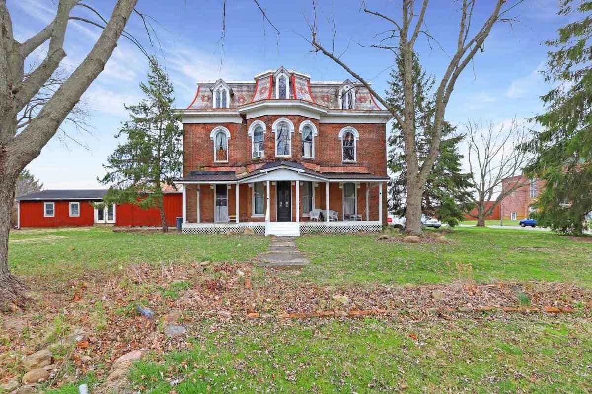 c. 1890 Second Empire in New Vienna, OH - Old House Dreams