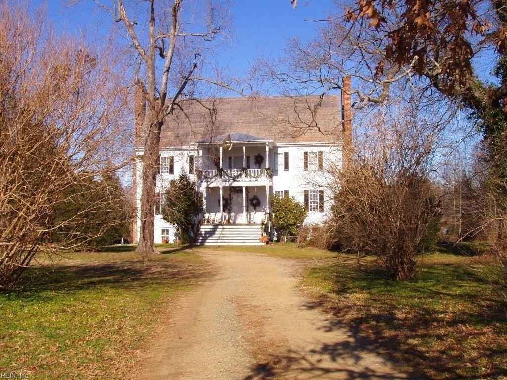 1837 in Saluda, VA - Old House Dreams