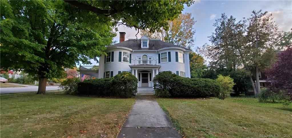 1896 Colonial Revival in Winsted, CT - Old House Dreams