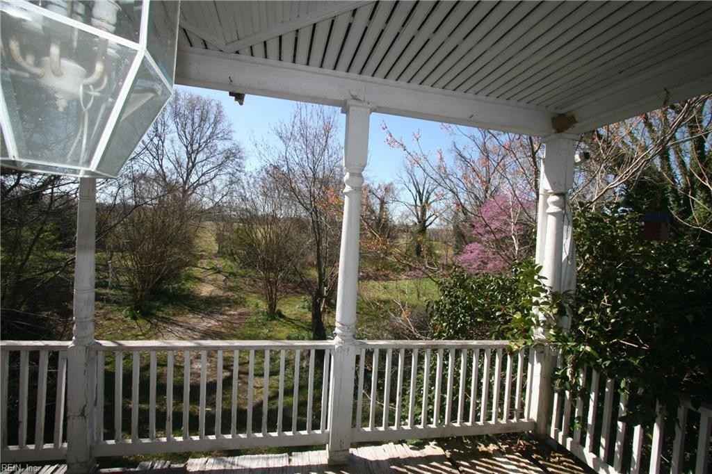 1837 in Saluda, VA - Old House Dreams