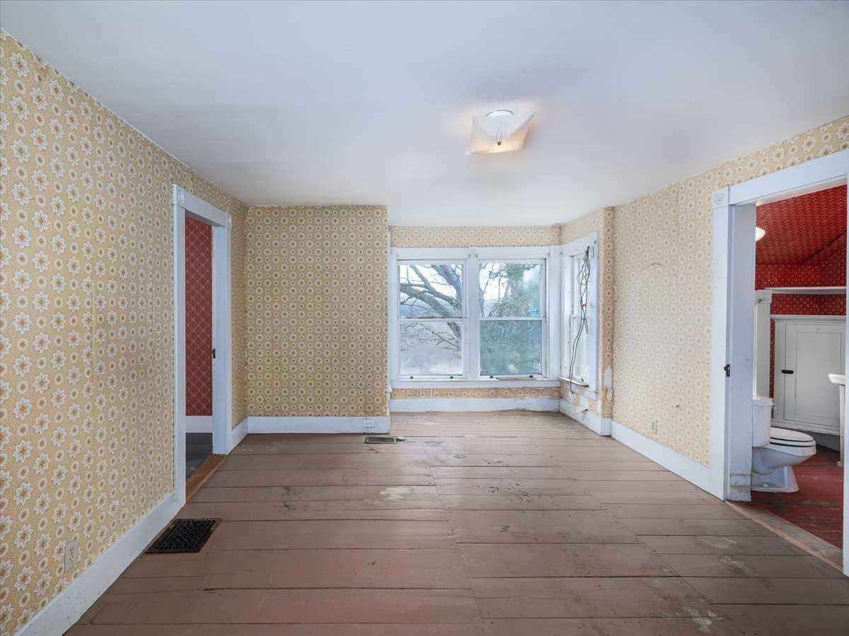 Craftsbury Common, VT - Old House Dreams