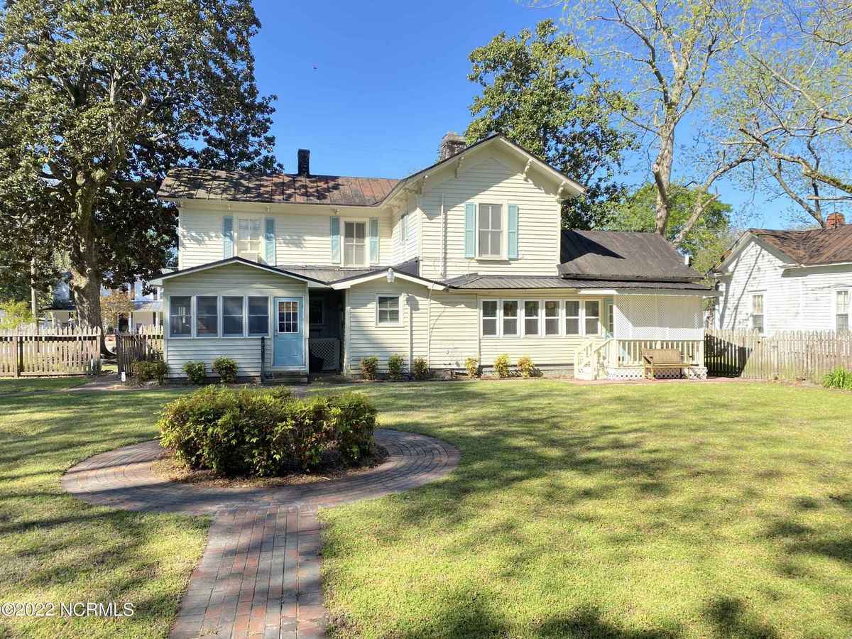 c. 1880 in Hamilton, NC - Old House Dreams