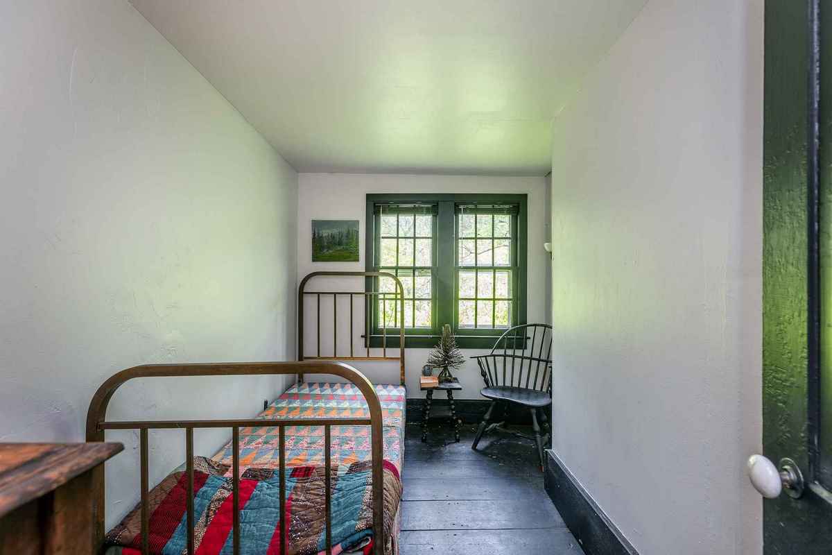 c. 1760 in South Kent, CT - Old House Dreams