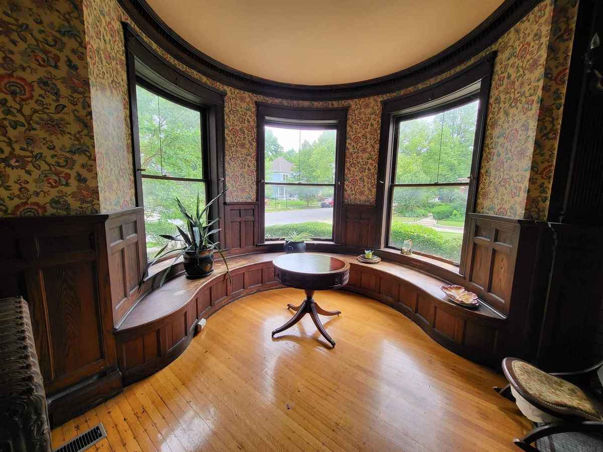 1907 in Fort Wayne, IN - Old House Dreams