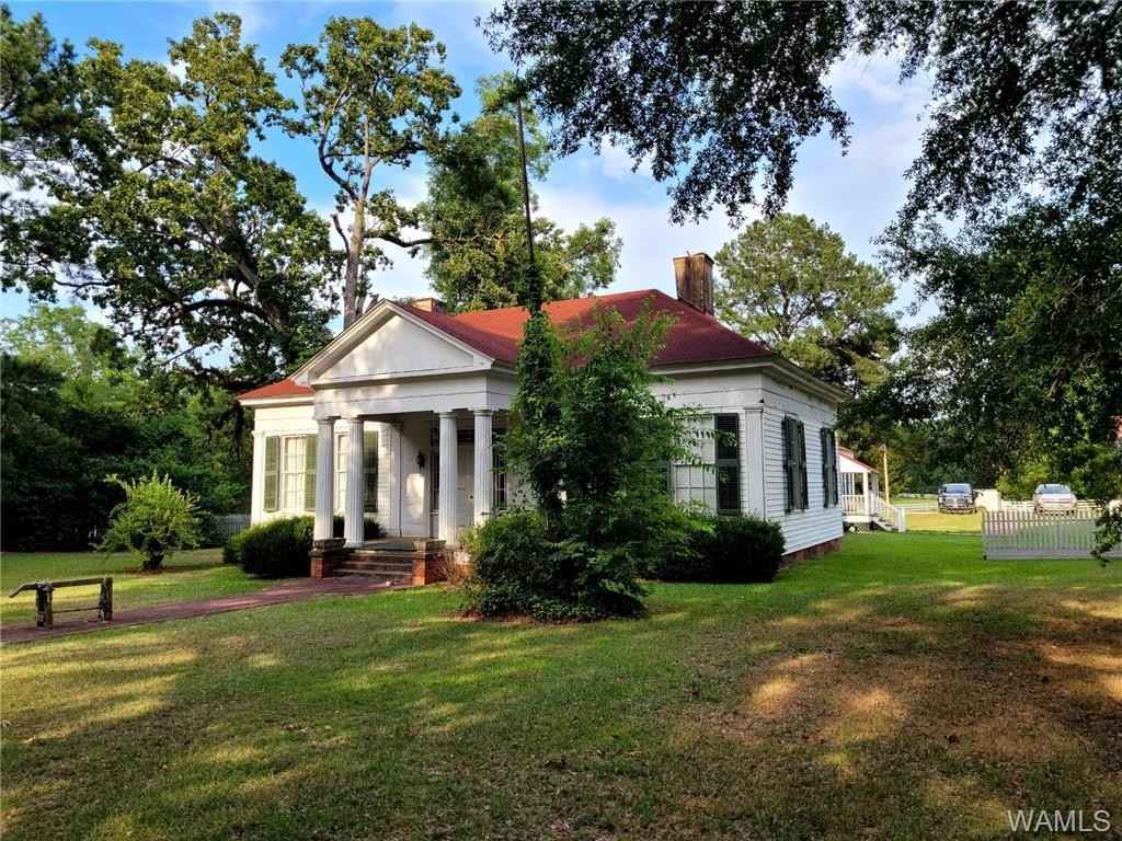 c. 1850 Greek Revival in Gainesville, AL - Old House Dreams