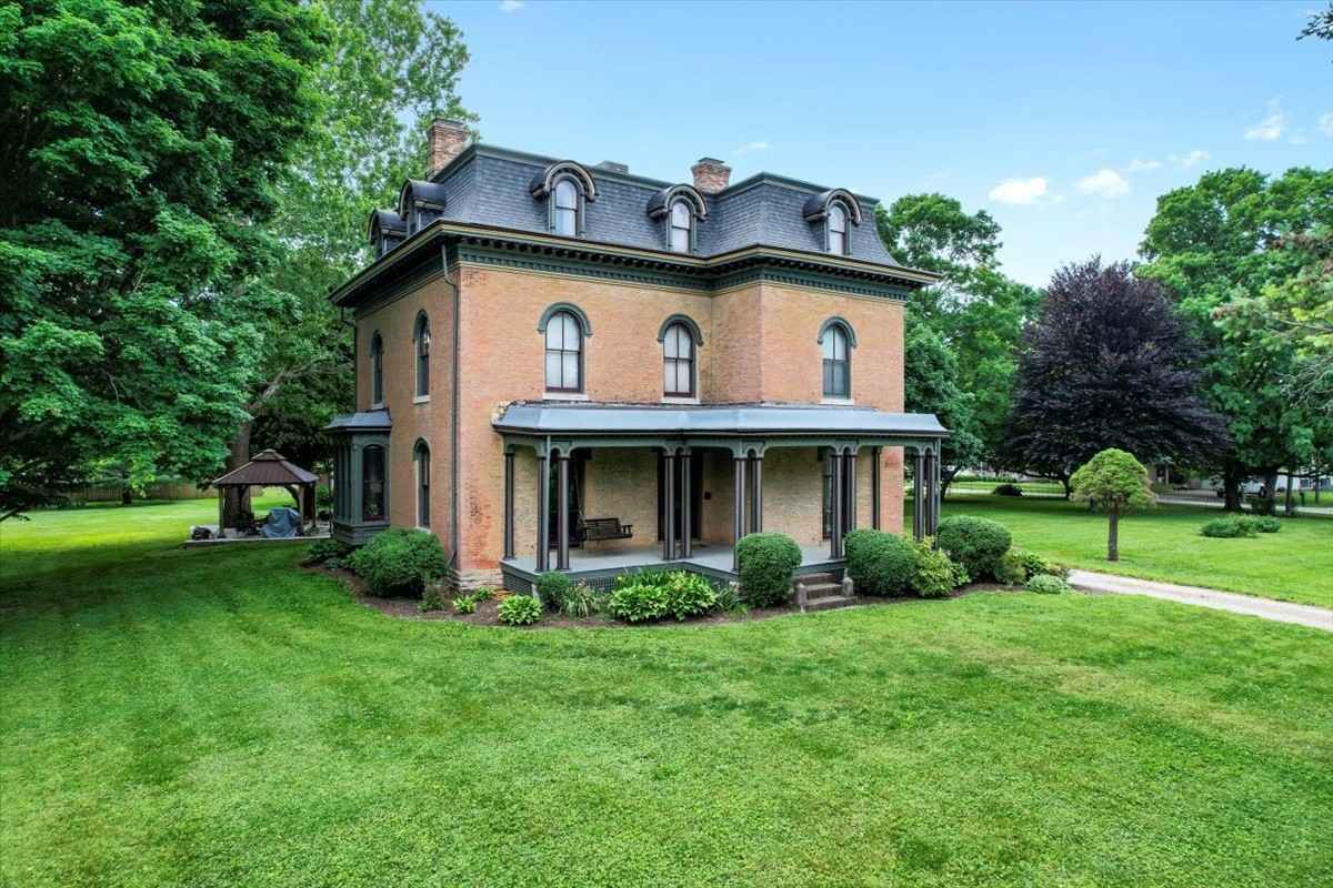1872 Second Empire in Tolono, IL - Old House Dreams