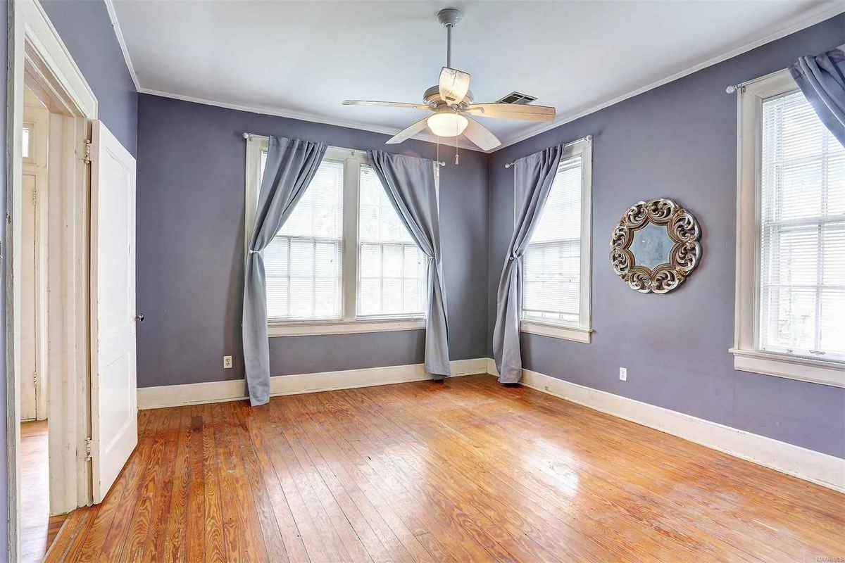 1926 Colonial Revival in Montgomery, AL - Old House Dreams